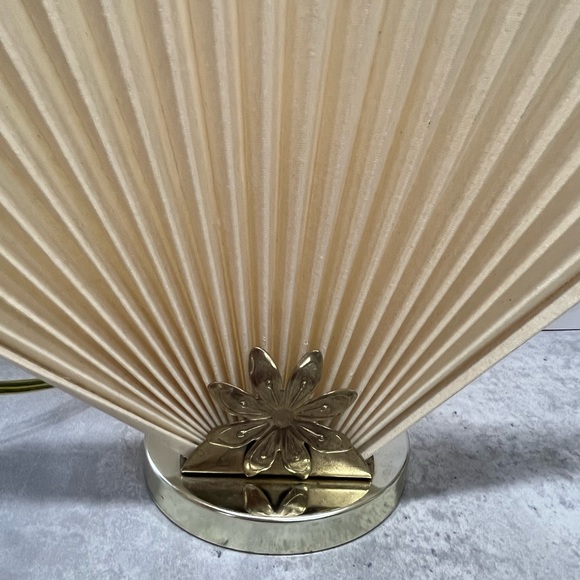 Accents | Vintage Accordion Fan Table Lamp Mcm Mid Century Modern Brass ...